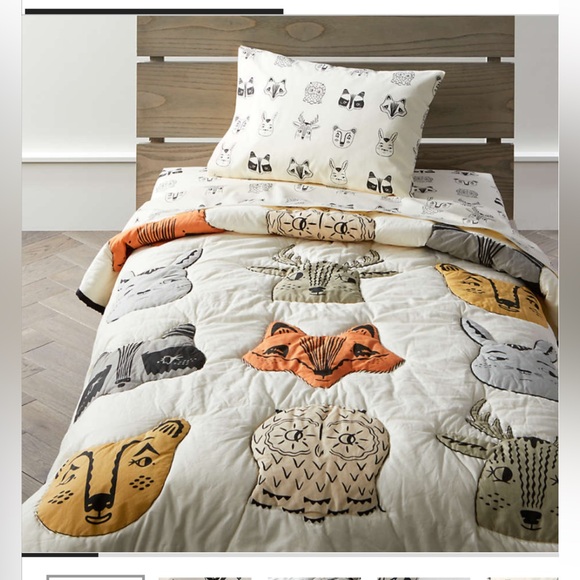 Crate&Barrel | Bedding | Crate And Barrel Used Roxy Marj Woodland ...